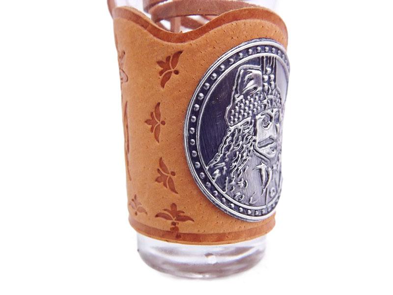 Pahar de tuica impletita cu piele - Dracula - artizanat-cadouri.ro